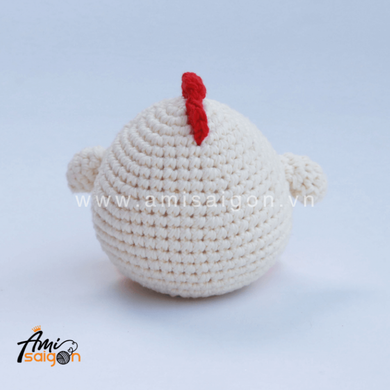 Craft your own Chubby Chicken amigurumi with our step-by-step pattern ...