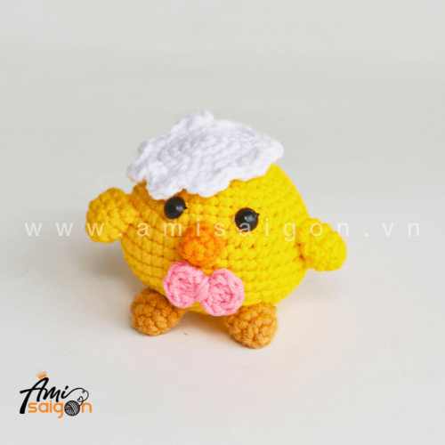 Cute chubby chicken amigurumi Free crochet pattern - Ami Saigon