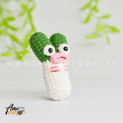 Funny Green Onion amigurumi free crochet pattern - Ami Saigon